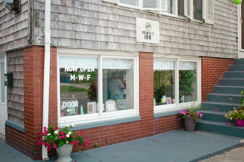 Perfect Hue – Town of Nahant, Massachusetts